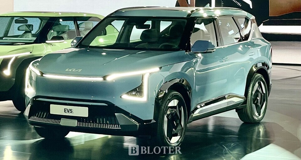 ‘대중형 EV’ 기아 EV3·EV5, 배터리 ‘투트랙 전략’ 승부수
