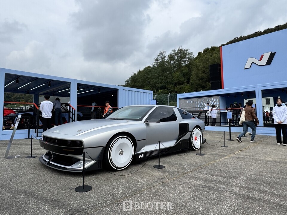 [정의선 스마트카 동맹] ‘경계없는 수소차 협업’ 가속...자율차 투입은 안갯속