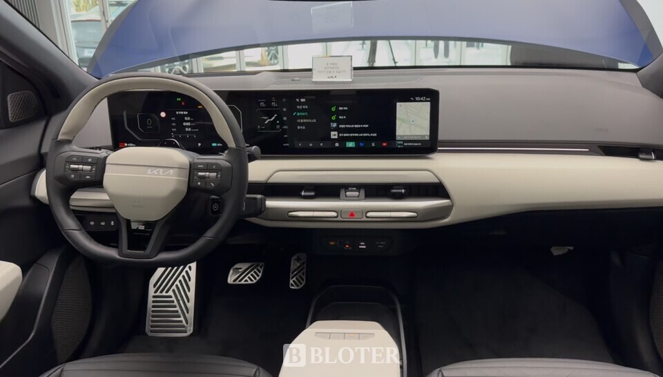 기아 '준중형 전기세단' EV4 높이 낮아지니 주행거리 533㎞ [카미경]